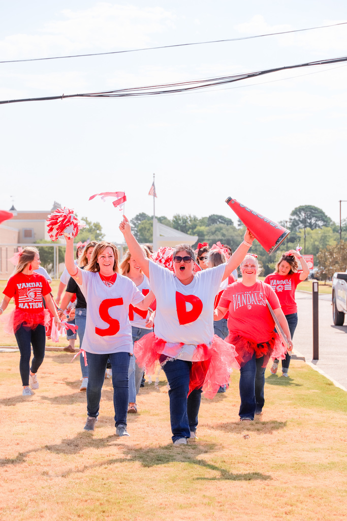 Live Feed | Van Independent School District