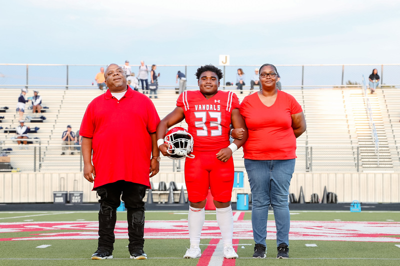Reggie Johnson & Ava Hopson Crowned 2023 Homecoming King & Queen | Van ...